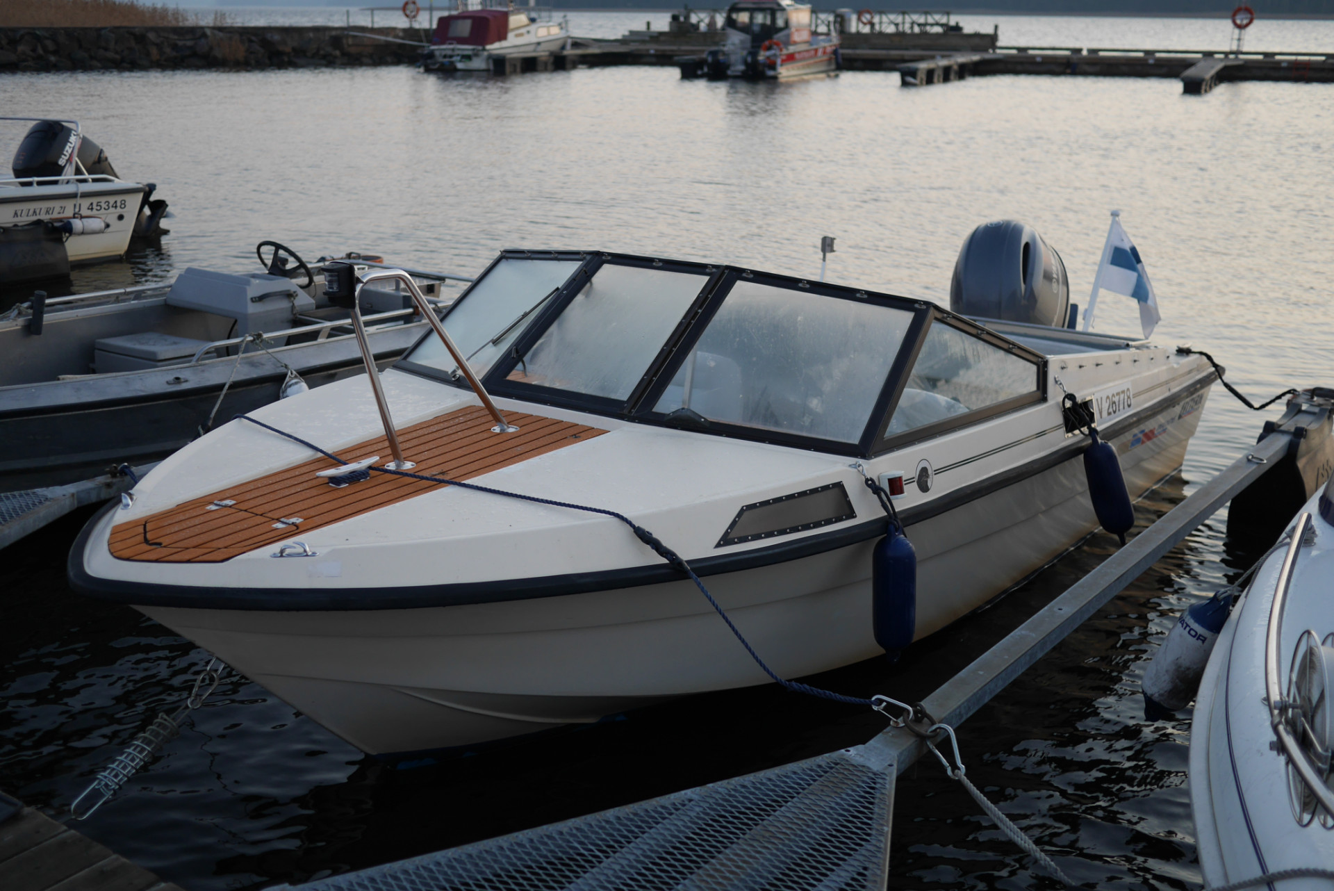 Uttern 5200 DC | Skipperi