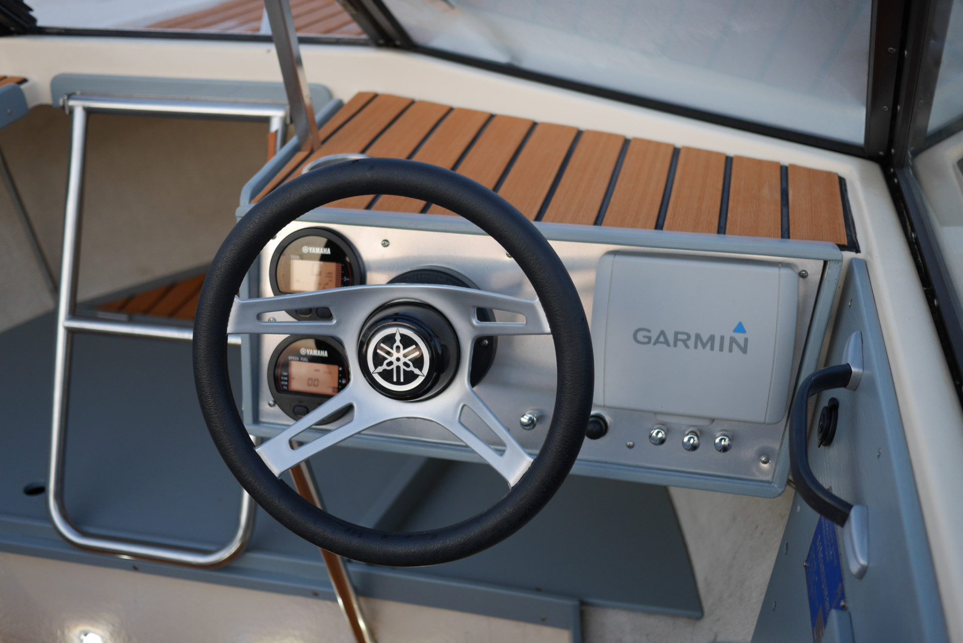 Uttern 5200 DC | Skipperi