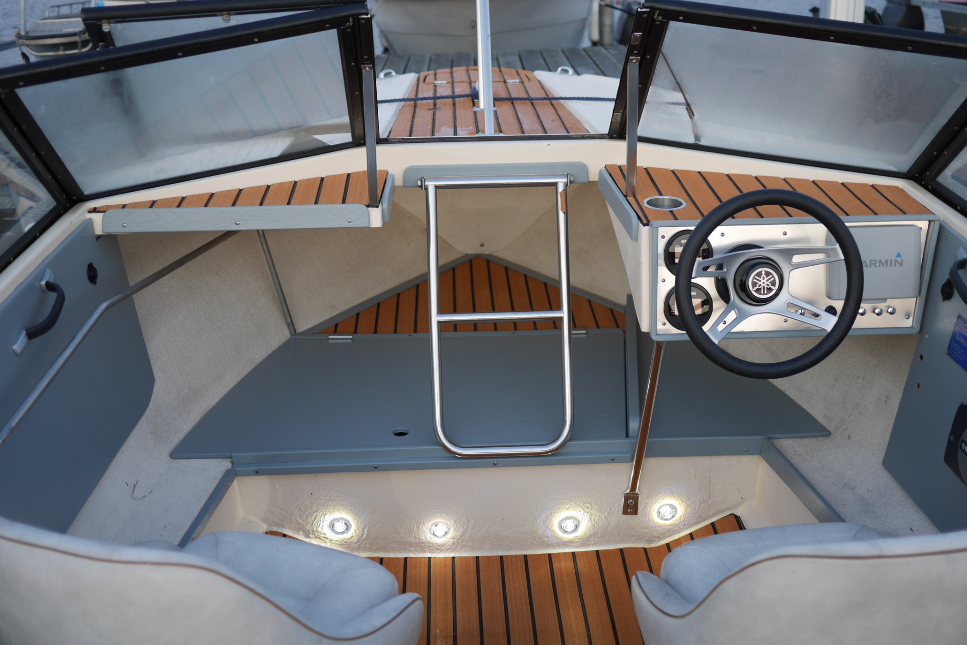 Uttern 5200 DC | Skipperi